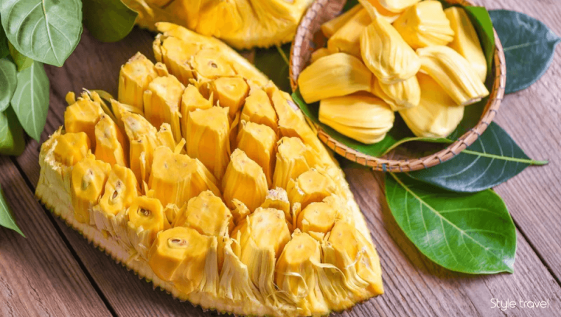Top Vietnamese Fruits Loved by Locals and Tourists Alike